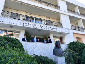 Αγία Τριάδα (φωτογραφίες) - ΙΕΡΑ ΜΗΤΡΟΠΟΛΙΣ ΠΕΙΡΑΙΩΣ